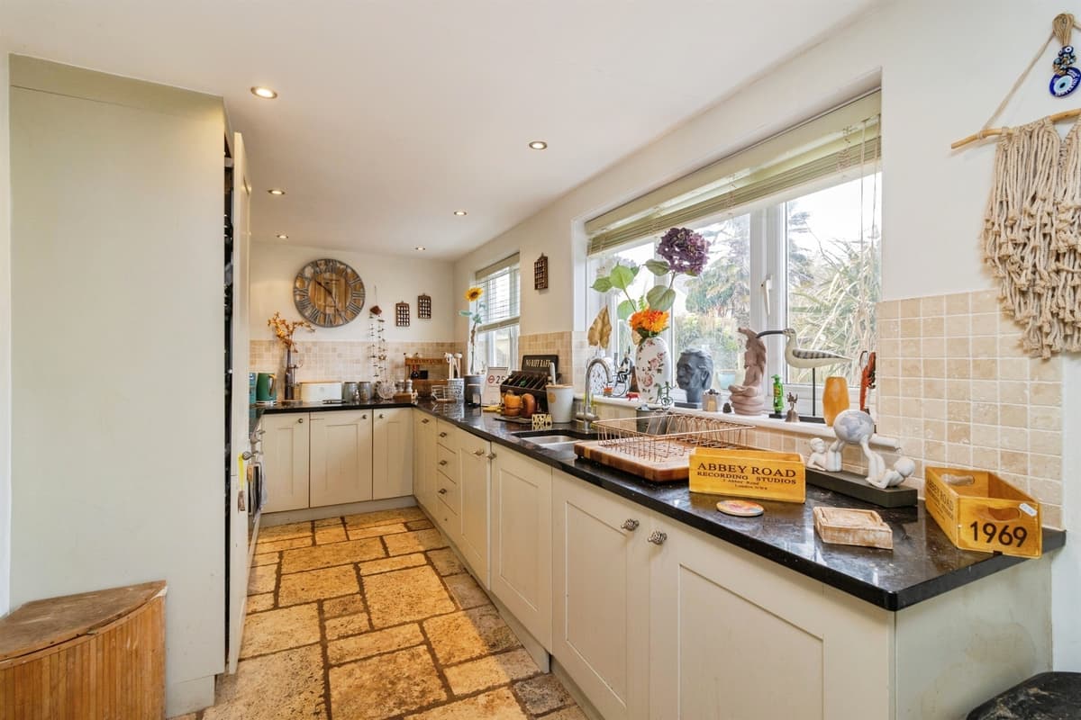 All Properties for sale from Ivybridge, Connells