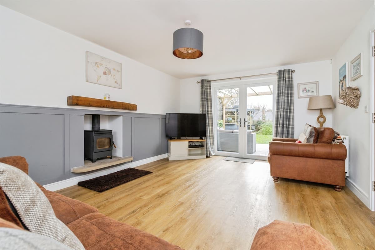All Properties for sale from Ivybridge, Connells